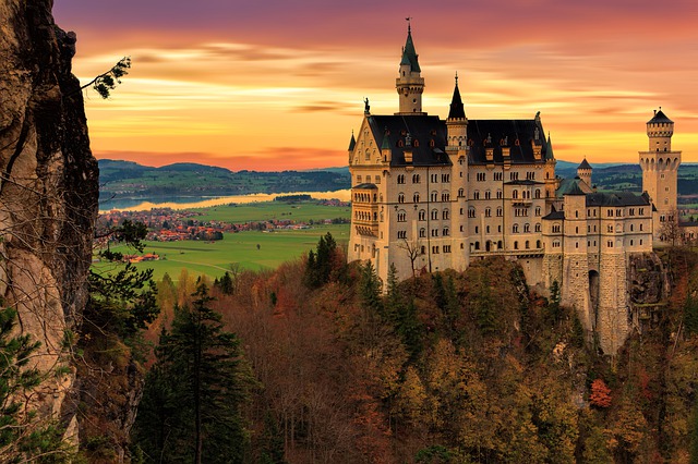 Must See Disney's Castle In Germany - thatawaydad.com
